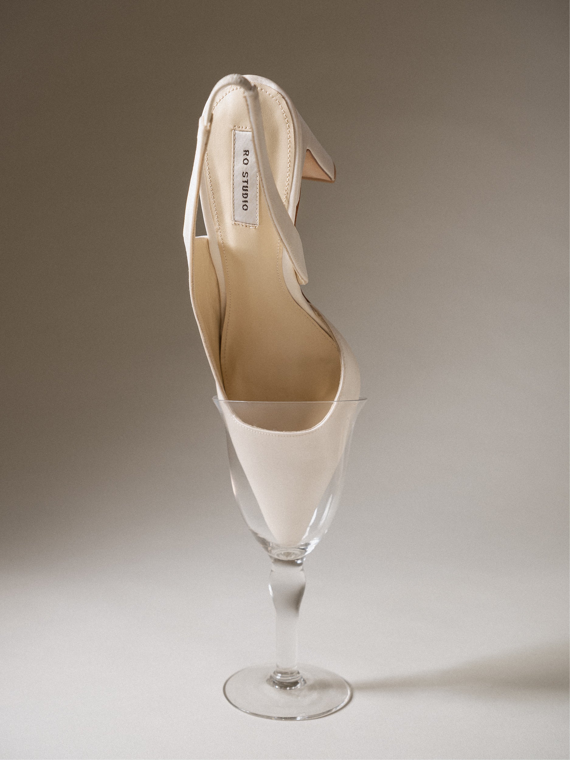 RO STUDIO - Capsule 0